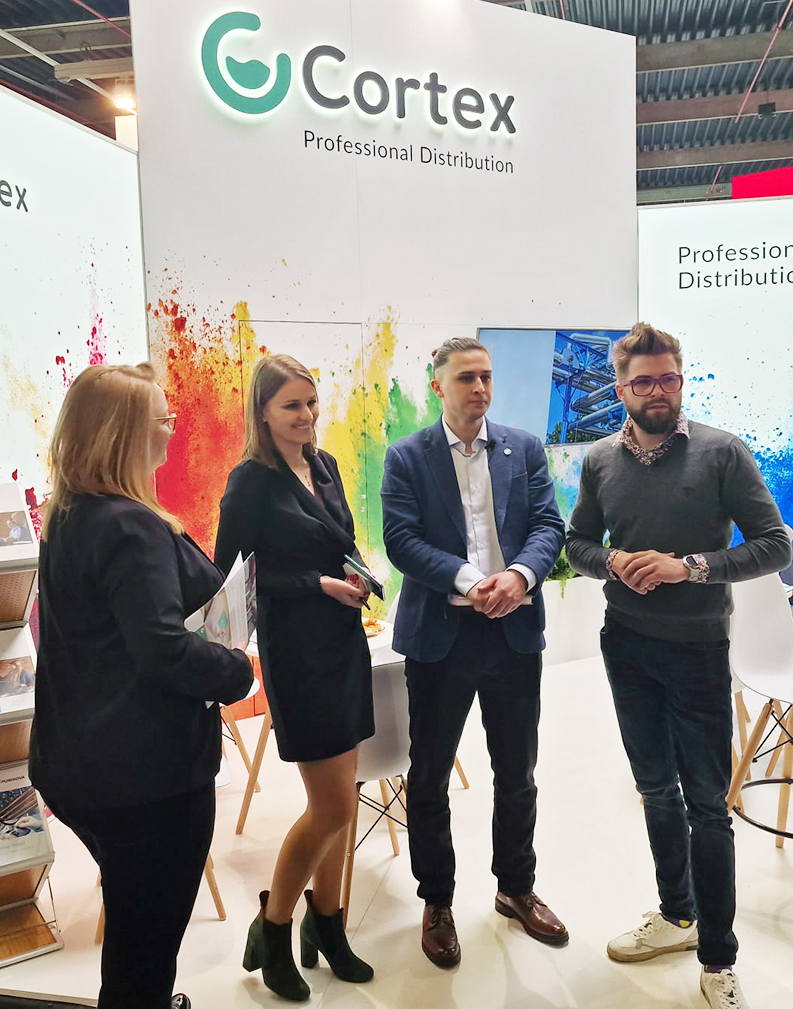 Zobacz jak pracuje się w Cortexie! - Cortex Chemicals